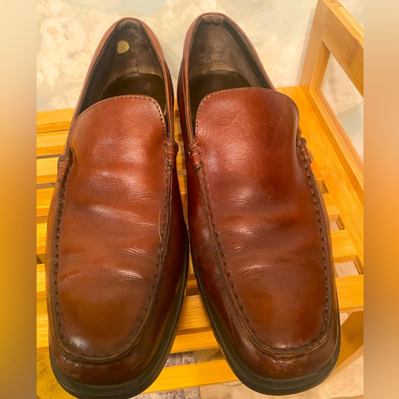 Tod's | Shoes | Tods Unisex Leather Moc Toe Loafers Sz95 Made In Italy ...